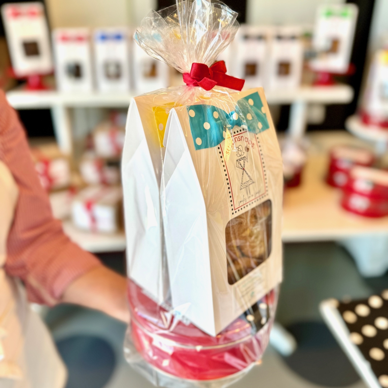 Mom's Sweet Delights: Build Your Own Cookie Gift Set for Mother's Day ...